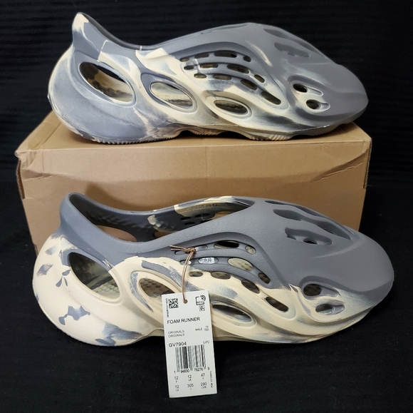 Yeezy | Shoes | Adidas Yeezy Foam Runner Mxt Moon Gray Size 2 | Poshmark